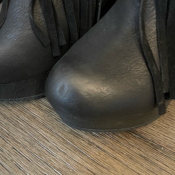 Sbicca | Shoes | Sbicca Black Zepp Chunky Wedge Size 6 Ankle Boots ...